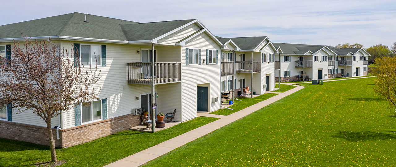 Kestrel Ridge Apartments - For Rent in Columbus, Wisconsin